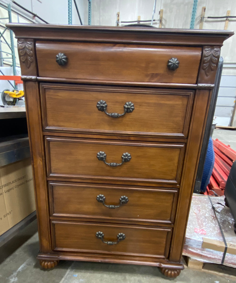 Barrow 5-Drawer Oak Chest – Salvage & Co Fishers